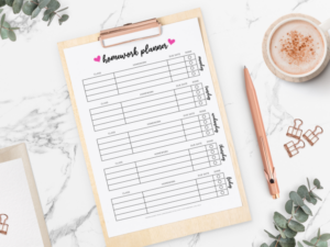 Cute Monthly Reading Logs (Free Printables)